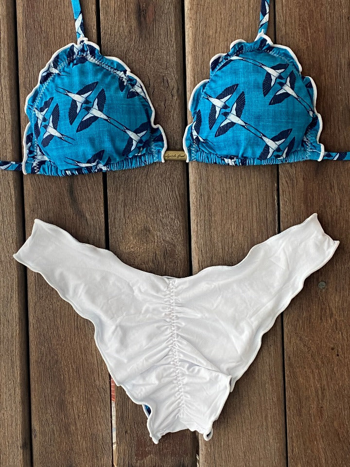Bikini Wide Sides Ripple Flying Free (reversible bottom)